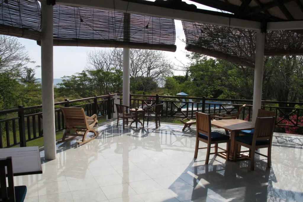 Pink Beach Paradise: Dive Into Nature’s Most Colorful Wonder - Phinisi ...